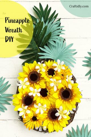 Pineapple Wreath Made With Sunflowers