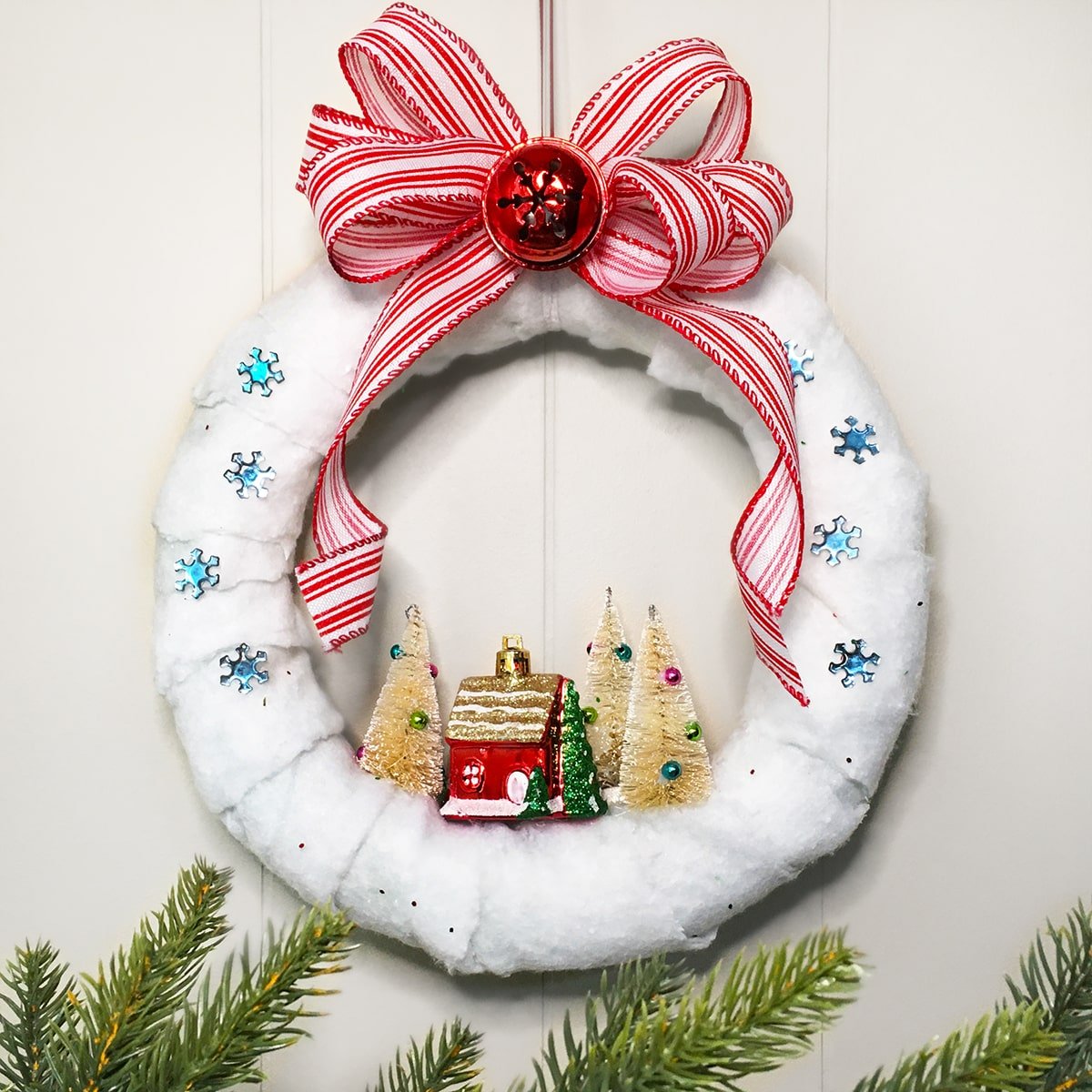 Easy DIY Snow Scene Wreath