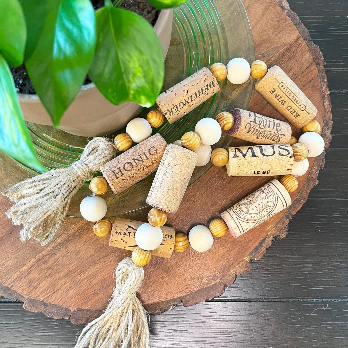 How To Make DIY Wine Cork Garland