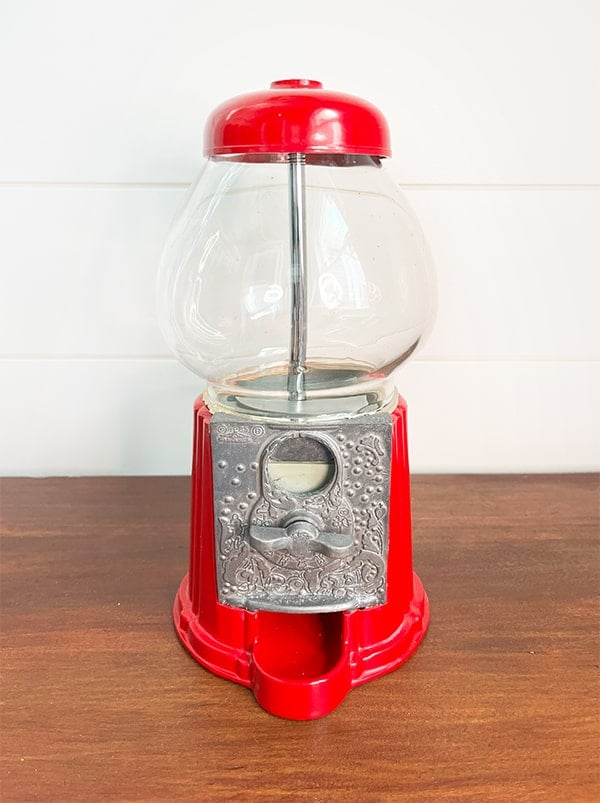 Turn An Old Gumball Machine Into A Vase