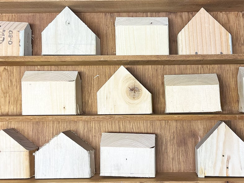 How to Make Tiny Wooden Houses Using Scrap Wood