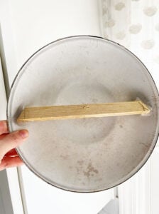 4 Clever Repurposed Pot Lid Projects